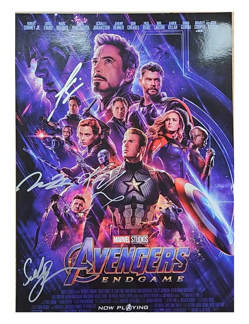A3 Avengers Poster Signed by J. Brolin, Karen Gillen, S. Stan + M. J ...