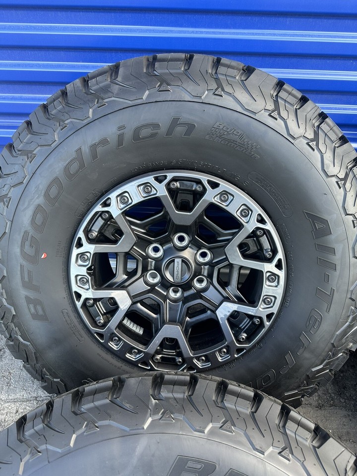 NEW Ford Raptor R 37” beadlock OEM factory wheels Tires f150 2024 2025 ...
