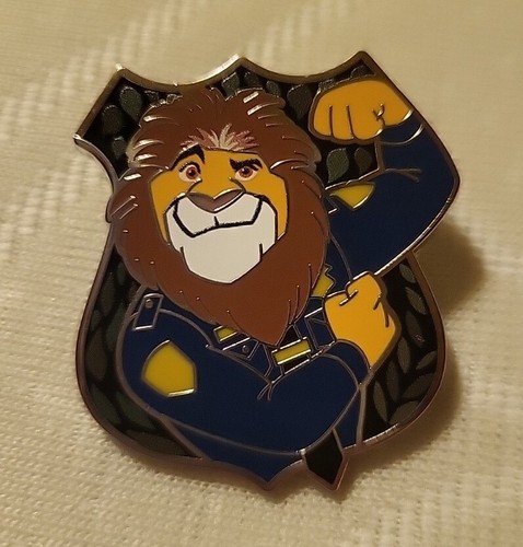 Disney Zootopia Zootropolis Police ZPD Officer Bob Johnson Badge ...