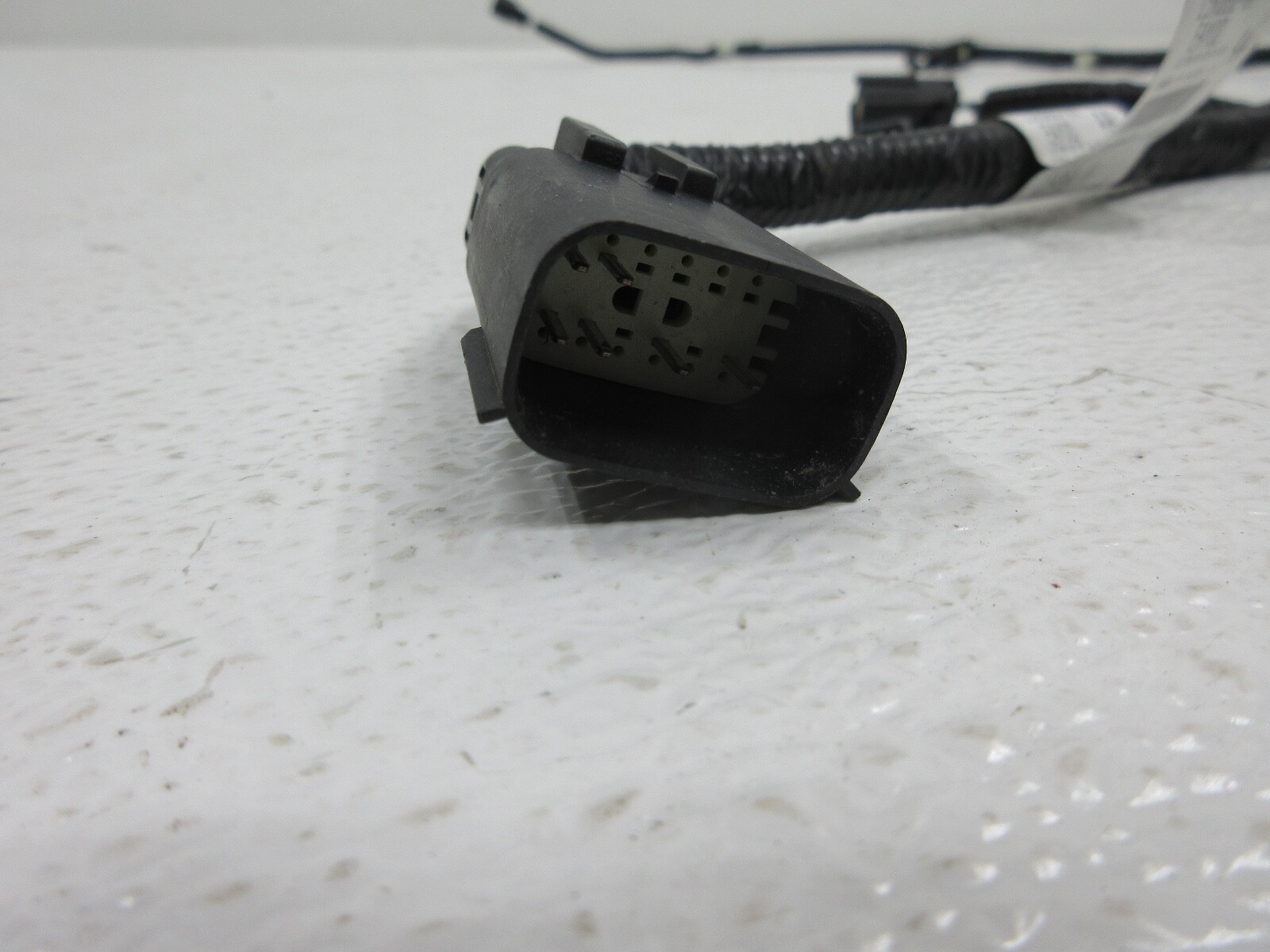 2019 FORD FUSION HYBRID WIRE HARNESS REAR BUMPER SENSORS KG9T-15K868-AA ...