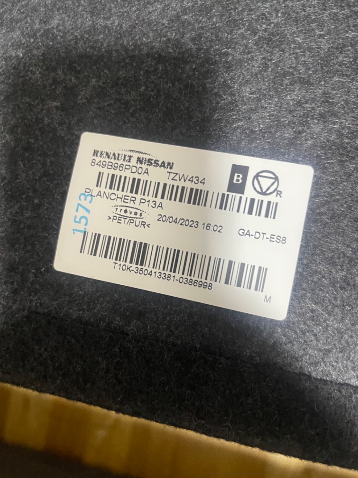 GENUINE NISSAN JUKE F16 FLOOR MIDDLE BOOT PARCEL SHELF FALSE COVER 2020 ...