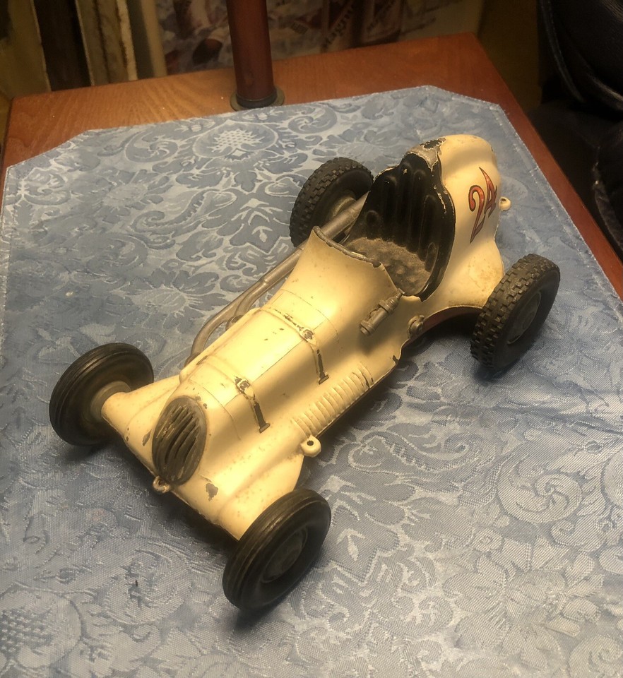 Vintage Roy Cox Thimble Drome Champion Tether Race Car No Engine White ...