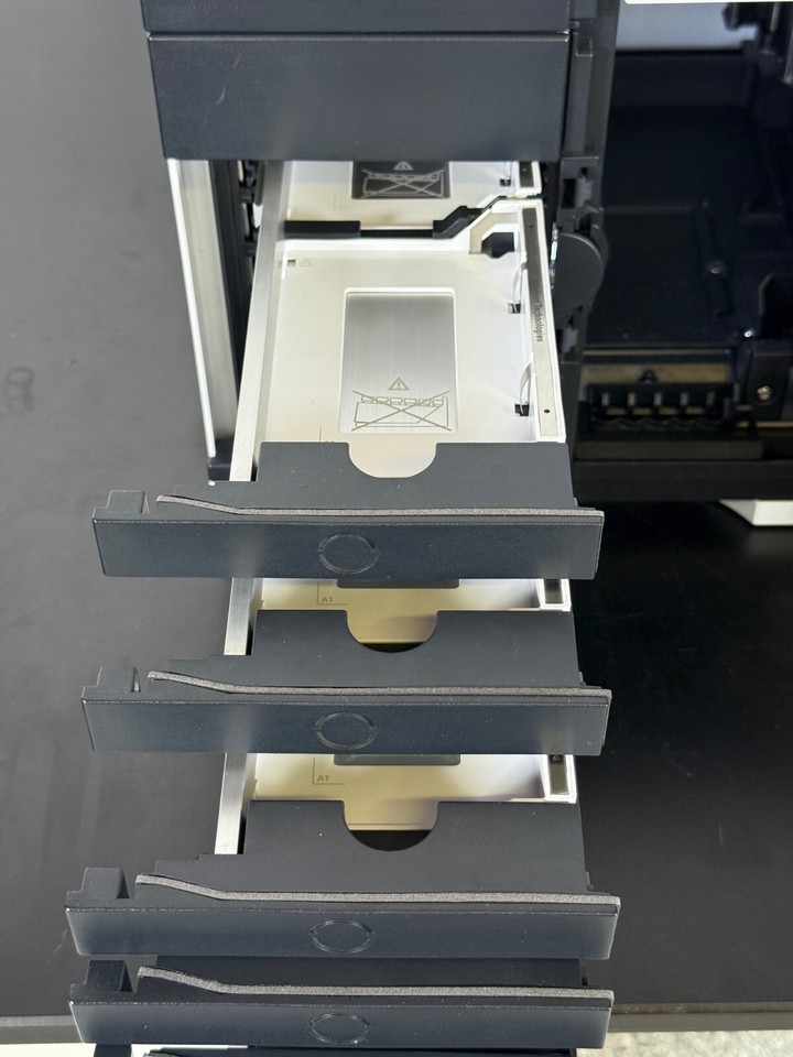 Agilent 1290 Infinity II Multisampler G7167B HPLC with 5 x Drawers ...