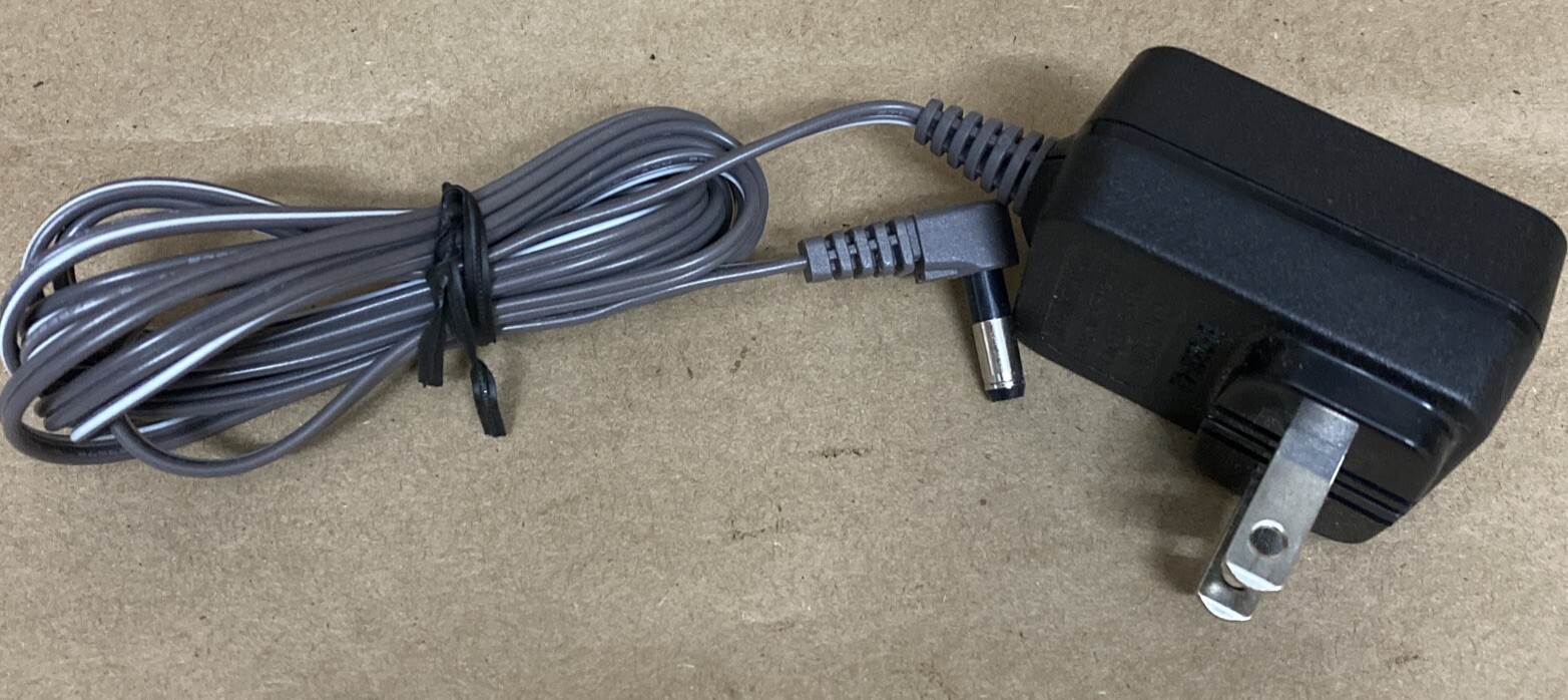 Genuine PANASONIC PNLV226 PNLV226Z AC POWER SUPPLY 5.5V 500mA OEM ...