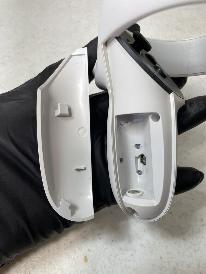🔥OEM Oculus Meta Quest 2 LEFT Hand Replacement Controller WHITE NEW ...