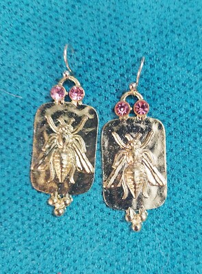 Stunning bee imprint square dangle earrings with pink crystals | eBay