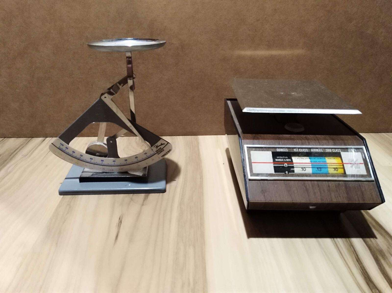 LOT 2 VINTAGE SCALES HAMILTON PENNY WEIGHT SCALE & PARK SHERMAN POSTAL ...