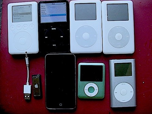 iPod Classic/Mini/Nano/Shuffle/Touch: 30GB/20GB/15GB/...(lot of 8) for ...