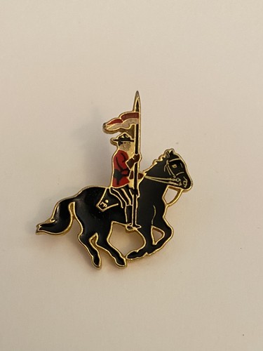 Royal Canadian Mounted Police Lapel Pin P67 | eBay