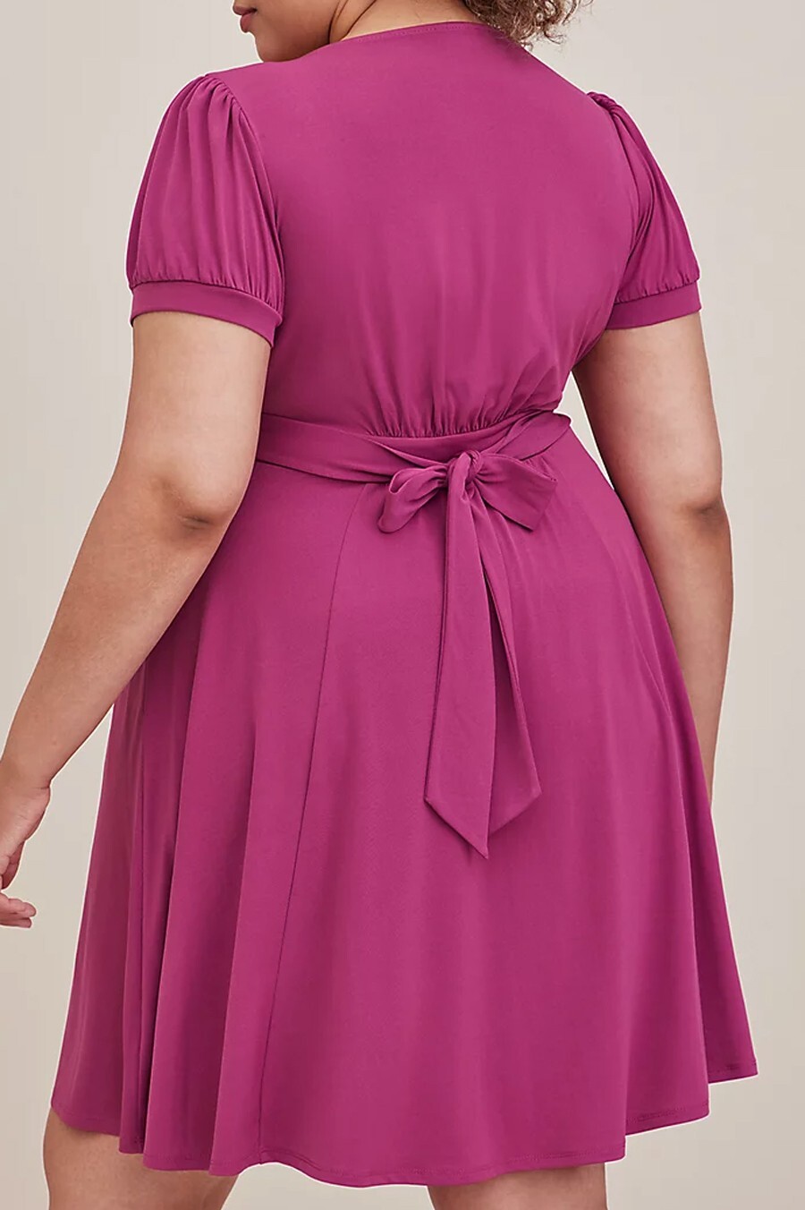 BNWT Torrid Plus Size 1 (14/16) Boysenberry Studio Knit Surplice Mini ...