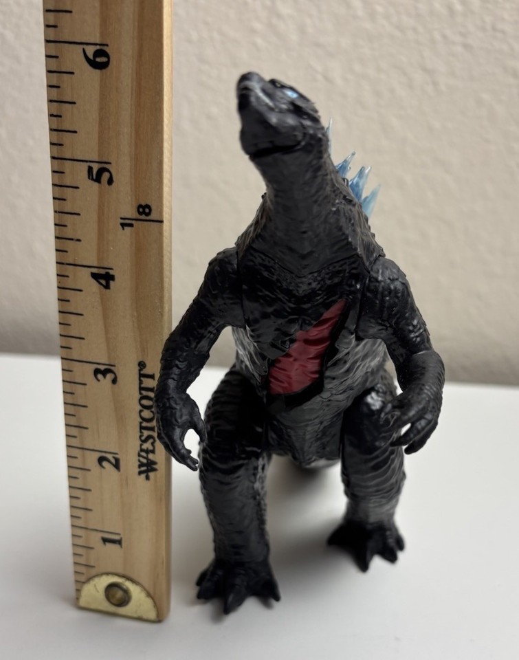 Godzilla Action Figures Lot Of 5: (1) 11”, (2) Chest Wound, (2)Roaring ...