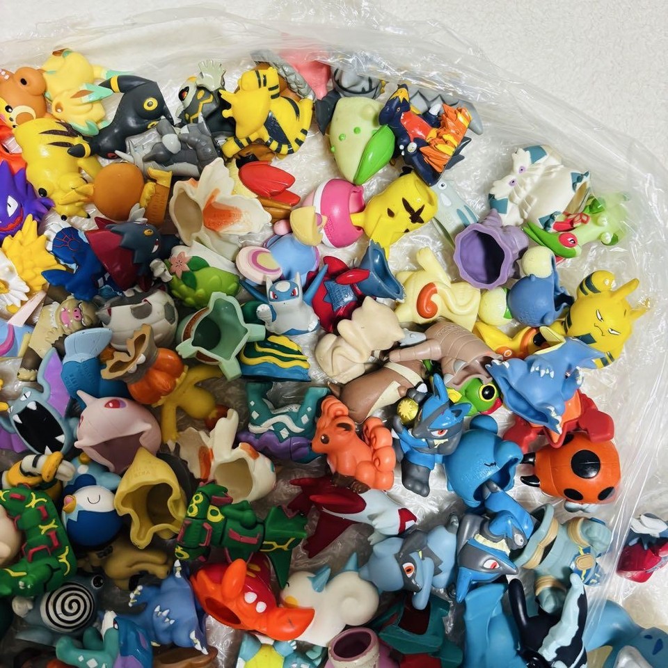 Pokemon Kids Finger Puppets Lot Figures Pokemon Anime Collectibles Toys ...
