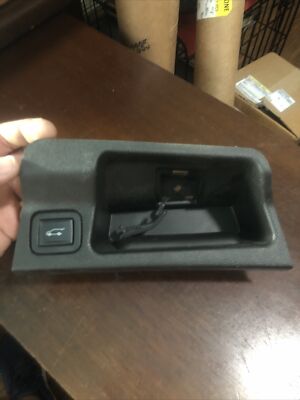 Gm Rear Hatch Handle Assembly 84158401 | eBay