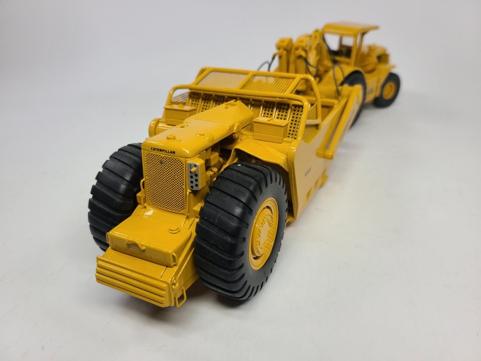 Caterpillar Cat 666 Wheel Tractor Scraper - Black Rat 1:50 Scale ...