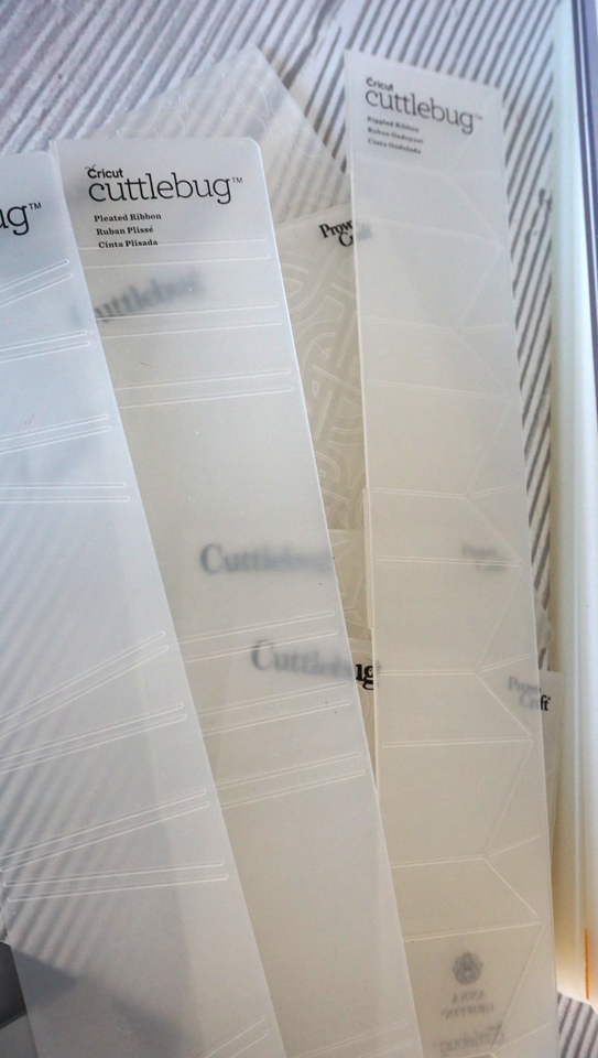 Cricut Cuttlebug Die Cutting Embossing Machine With Multiple ...