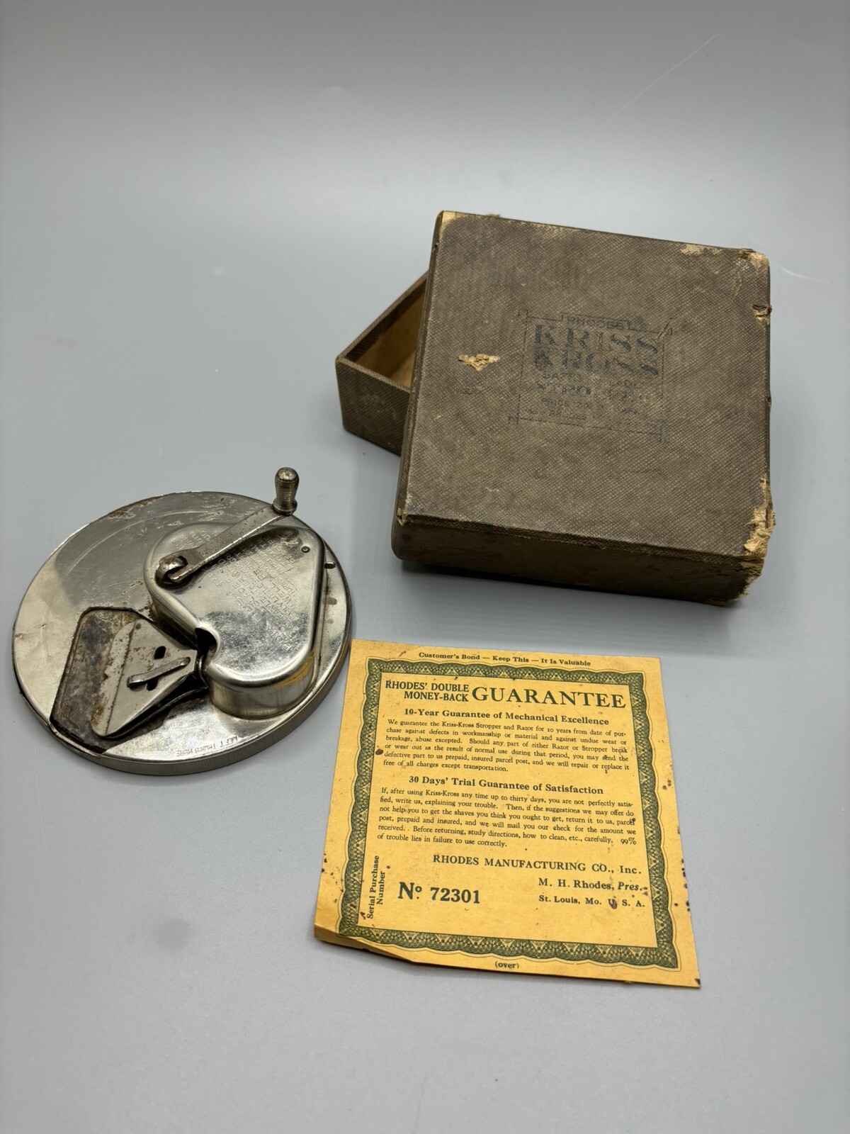 Vintage Kriss Kross Stropper Hand Crank Razor Blade Sharpener | eBay