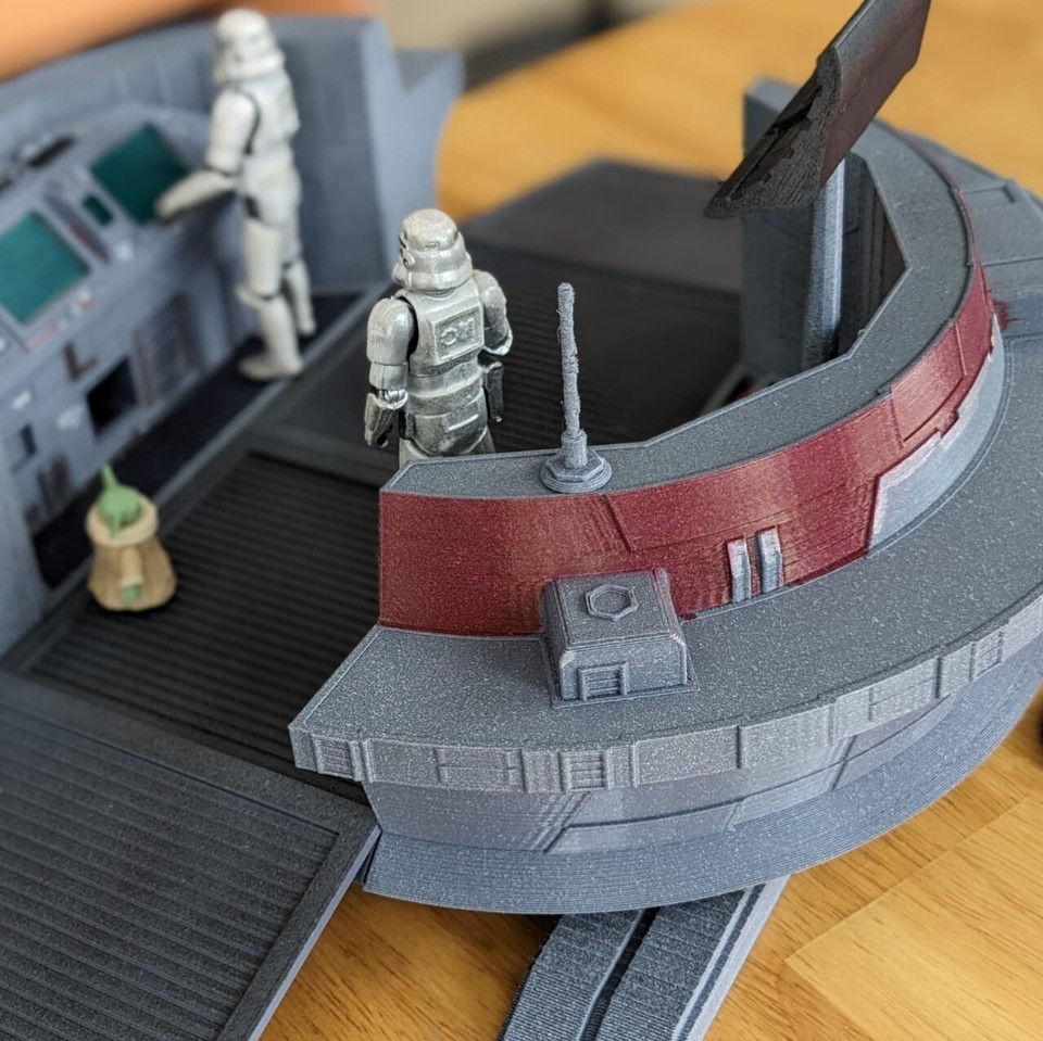 3D printed Custom Forward Command Center for 3.75 in (1:18) Scale ...