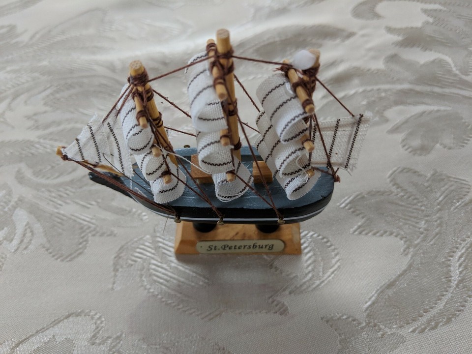 New Saint Sanct St. Petersburg Russia Hermitage Symbol Ship Model ...