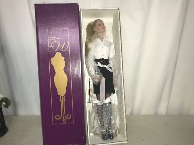 Robert Tonner/Tyler Wentworth/ Signature Style-BA/Blonde/NIB | eBay