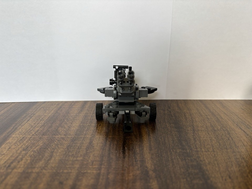 Lego Brickmania BMP-2 Moc With Zpu 23 and 4 Minifigures PLEASE READ ...