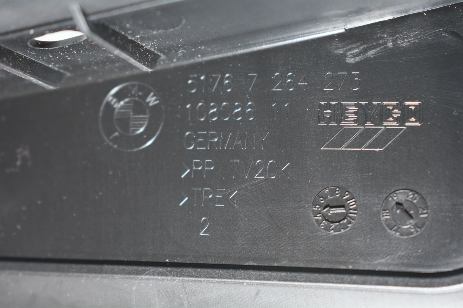 Original BMW F30 F31 F32 F33 F36 Abdichtung Seitenwand links ...