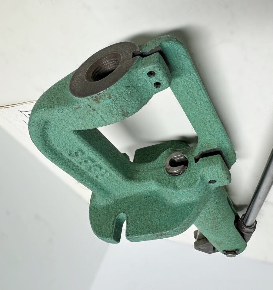 RCBS “JR3” RELOADING PRESS - CAST IRON SINGLE STAGE “O” FRAME DESIGN ...