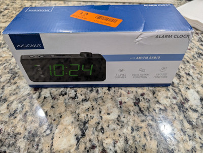 Insignia Digital AM/FM Dual Alarm Clock with 4-Level Dimmer - Black (NS ...