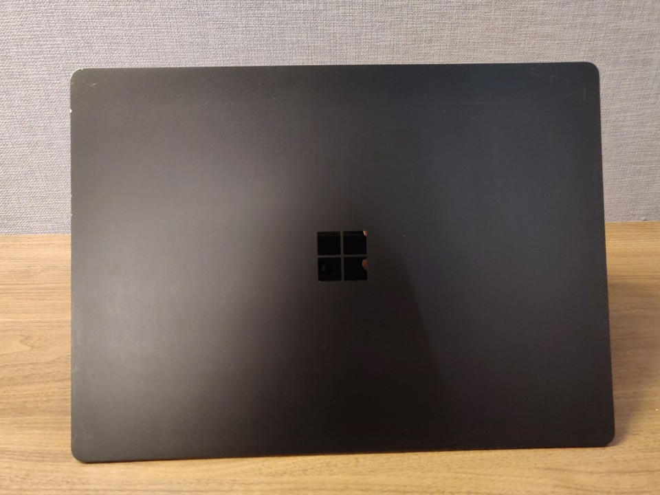 READ DESCRIPTION Surface Laptop 2 | i7-8650U | 16GB RAM | 512GB SSD ...