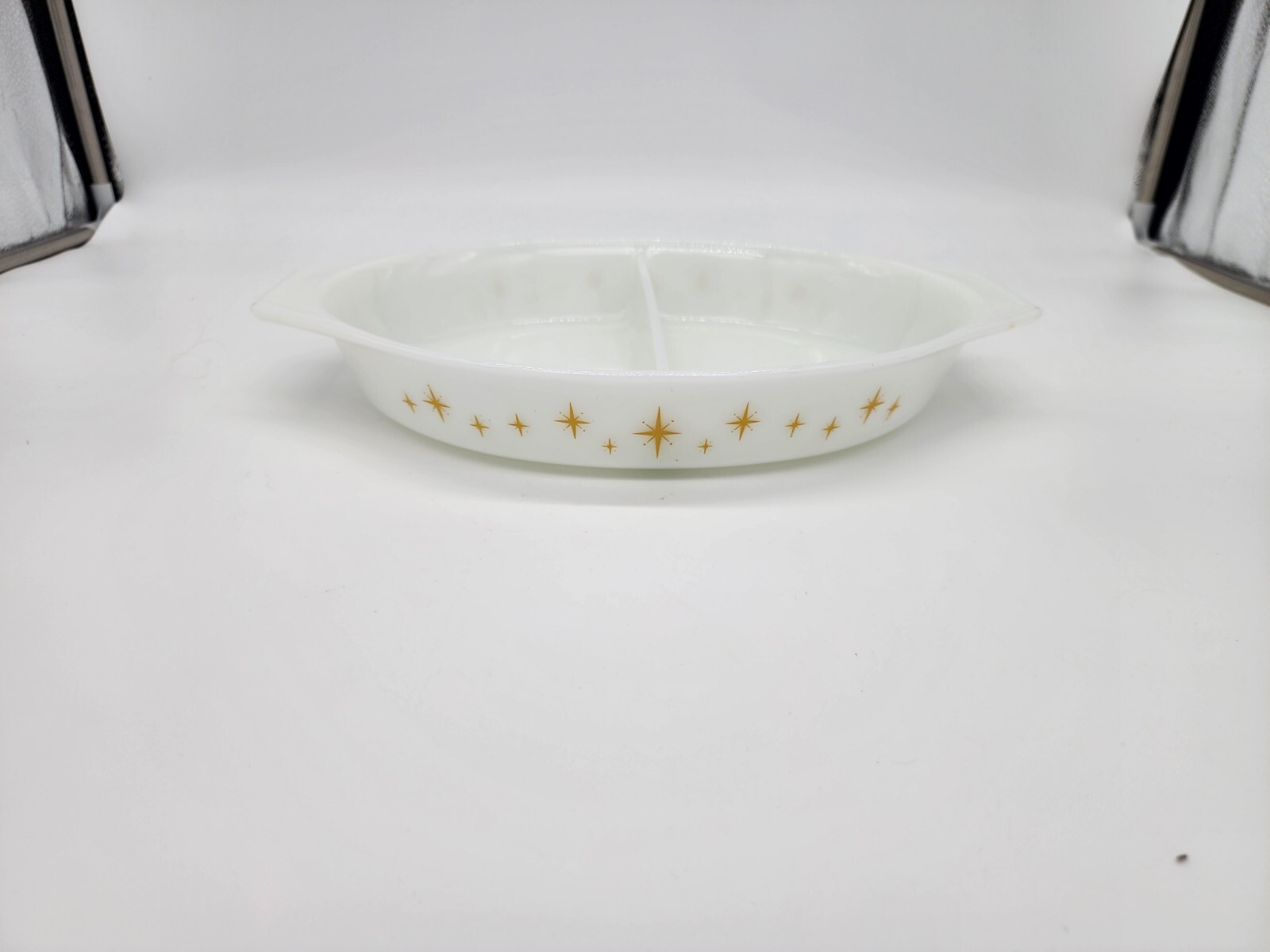 Pyrex Constellation Starburst Atomic Yellow Gold Divided Casserole Dish ...