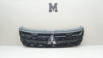 2020-2023 MITSUBISHI OUTLANDER FRONT BUMPER GRILLE OEM 7450B399 | eBay