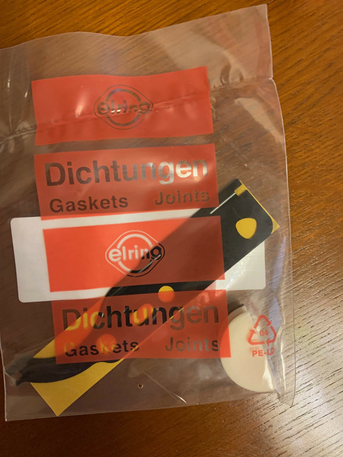 NEW TIMING CHAIN TENSIONER GASKET. AUDI VW 97-06 ELRING 863590 OE 058 ...