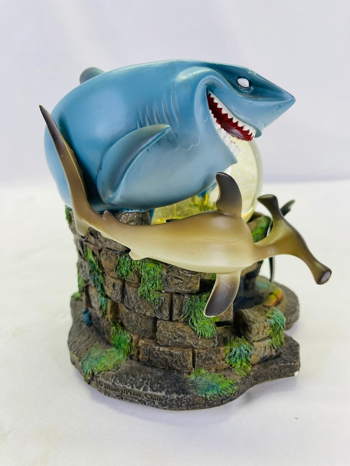 Disney Store Finding Nemo Snow Globe 3 Sharks Dory Nemo See Description ...