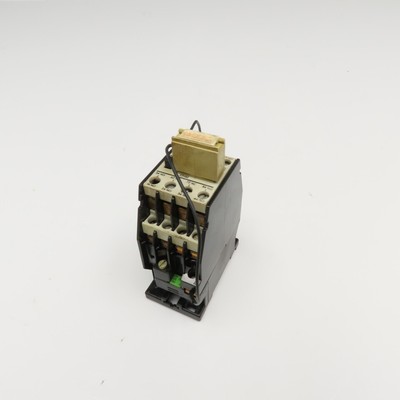 Relays - 600V 120V Coil