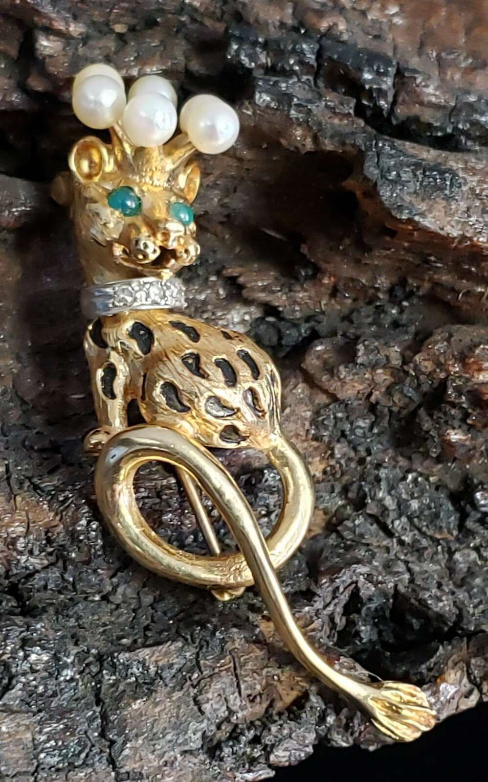 14K Gold Leopard Brooch with Diamond Collar, Emerald Eyes & Pearl Crown ...