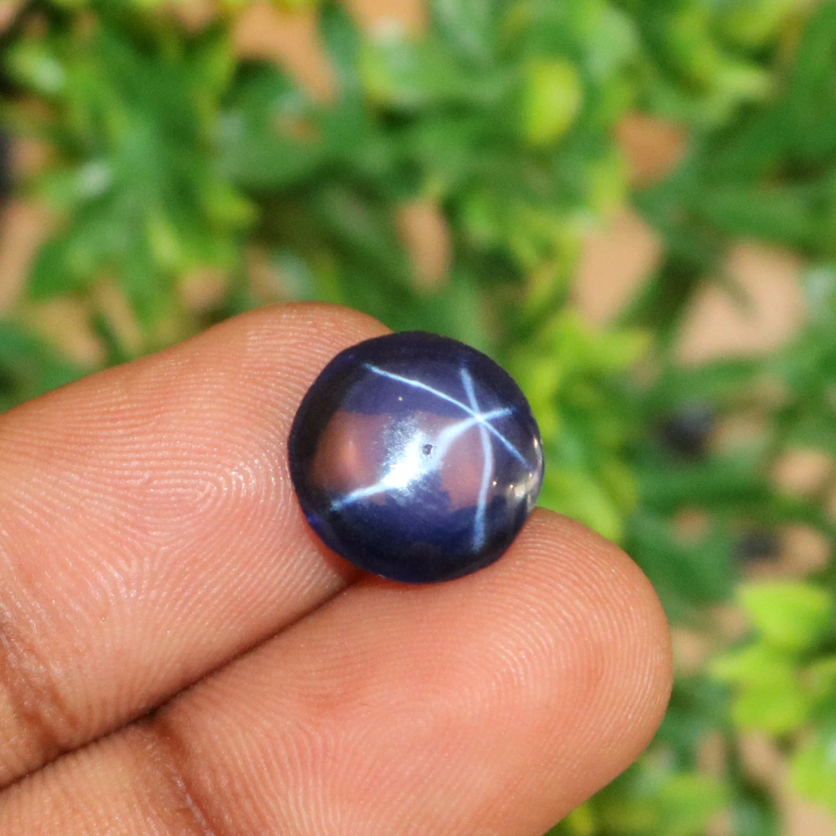 Natural Star Sapphire Stone