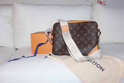 LOUIS VUITTON CROSSBODY WITH LIGHT CANVAS STRAP | eBay