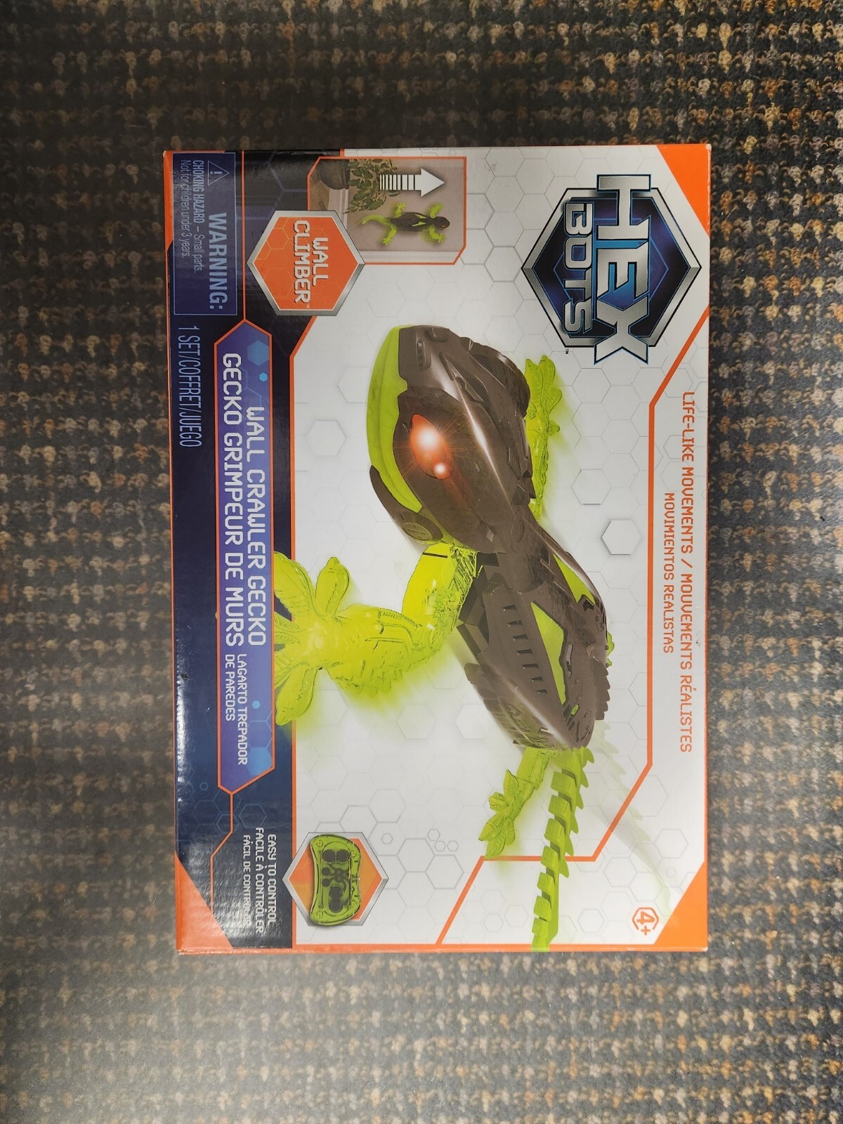 HEX BOTS Wall Crawler Gecko REMOTE CONTROL Lizard With LED Eyes Climbs ...