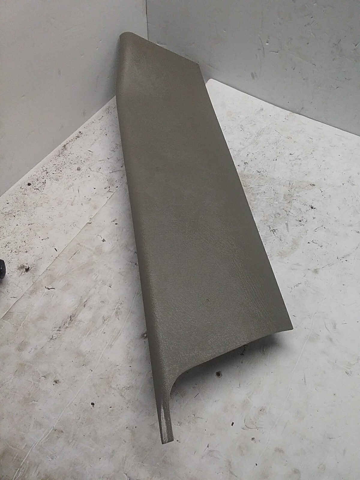 Hummer H2 Rear Right Third Row Interior Window Roof Trim *15130755 #010 ...