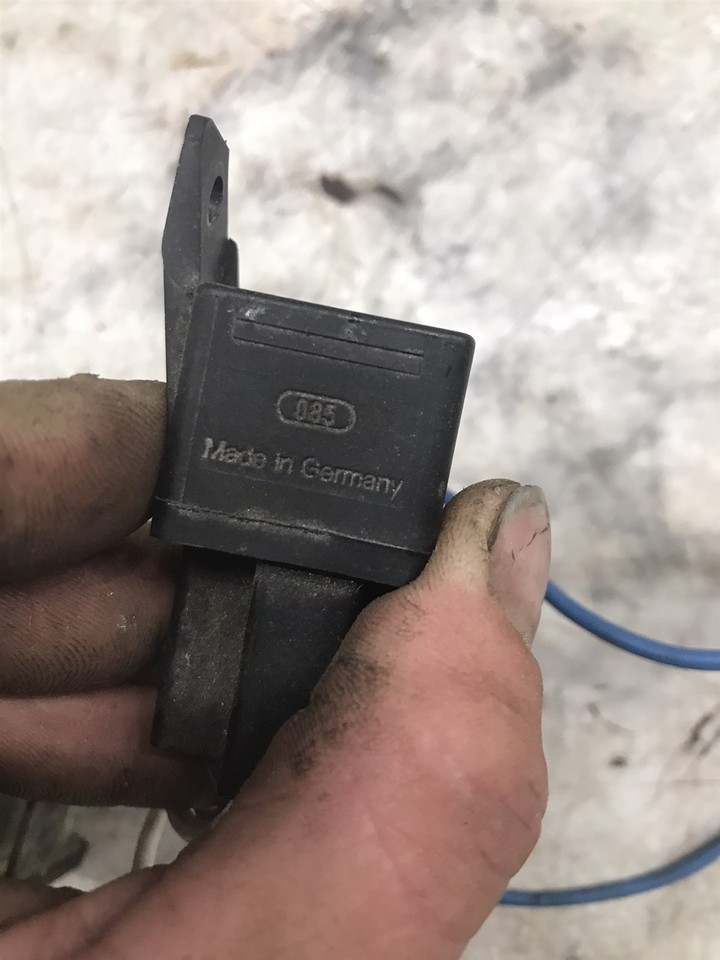 90 Volvo Penta stern out drive outdrive trim tilt lift indicator square ...