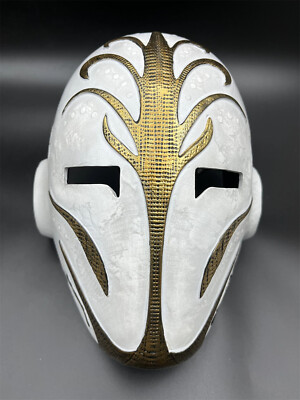 Star Wars Galaxy's Edge Jedi Temple Guard Mask Temple Guard mask for ...