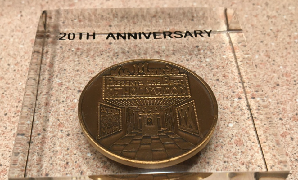 VINTAGE 1993 KREWE DU MONDE 20TH ANNIVERSARY MARDI GRAS DOUBLOON OLD ...