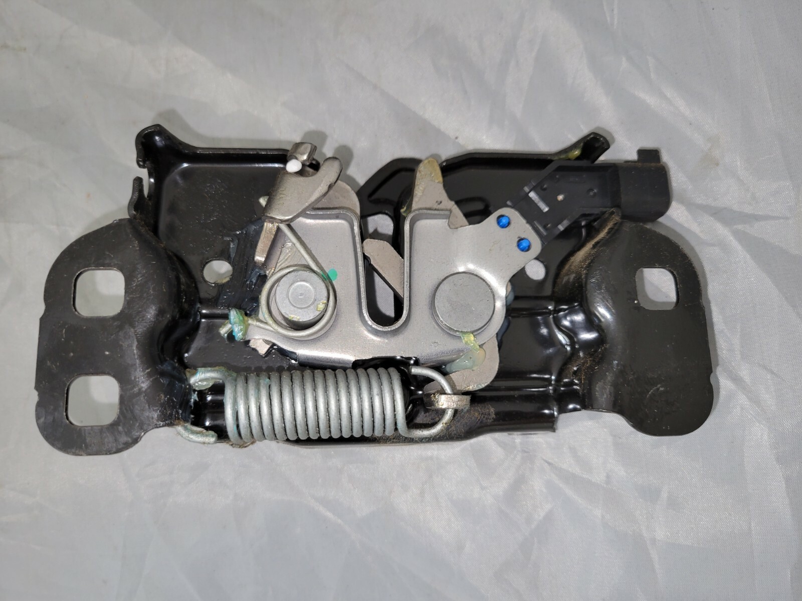 NEW 11-20 FOR JEEP GRAND CHEROKEE HOOD LATCH & W/SENSOR ASSEMBLY OEM | eBay