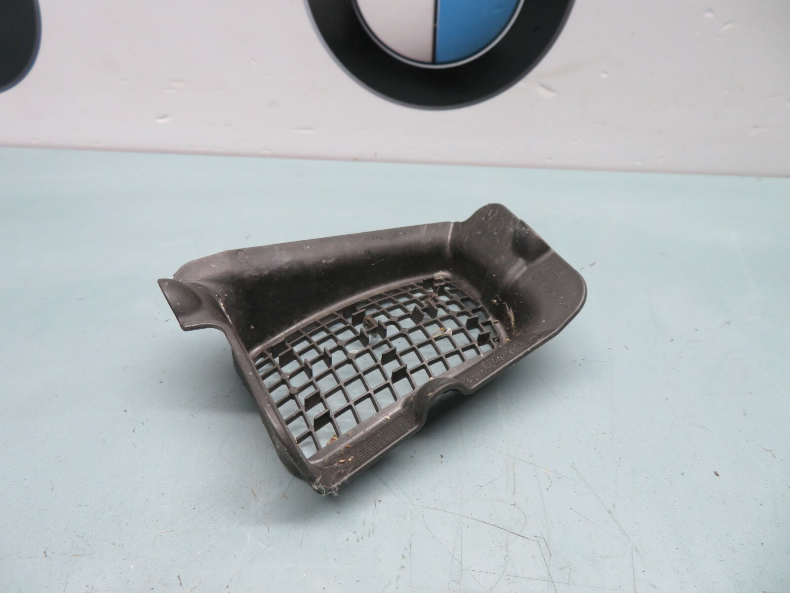 BMW E90 E91 E92 Scuttle Water Drain Tube Leaf Grill RH Driver 2005-10 ...