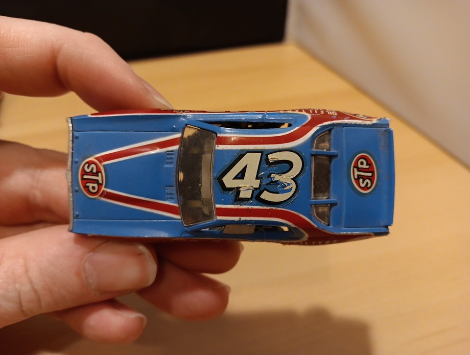 Tyco Richard Petty Blue Dodge Charger Curve Hugger HO Slot Car #43 STP ...