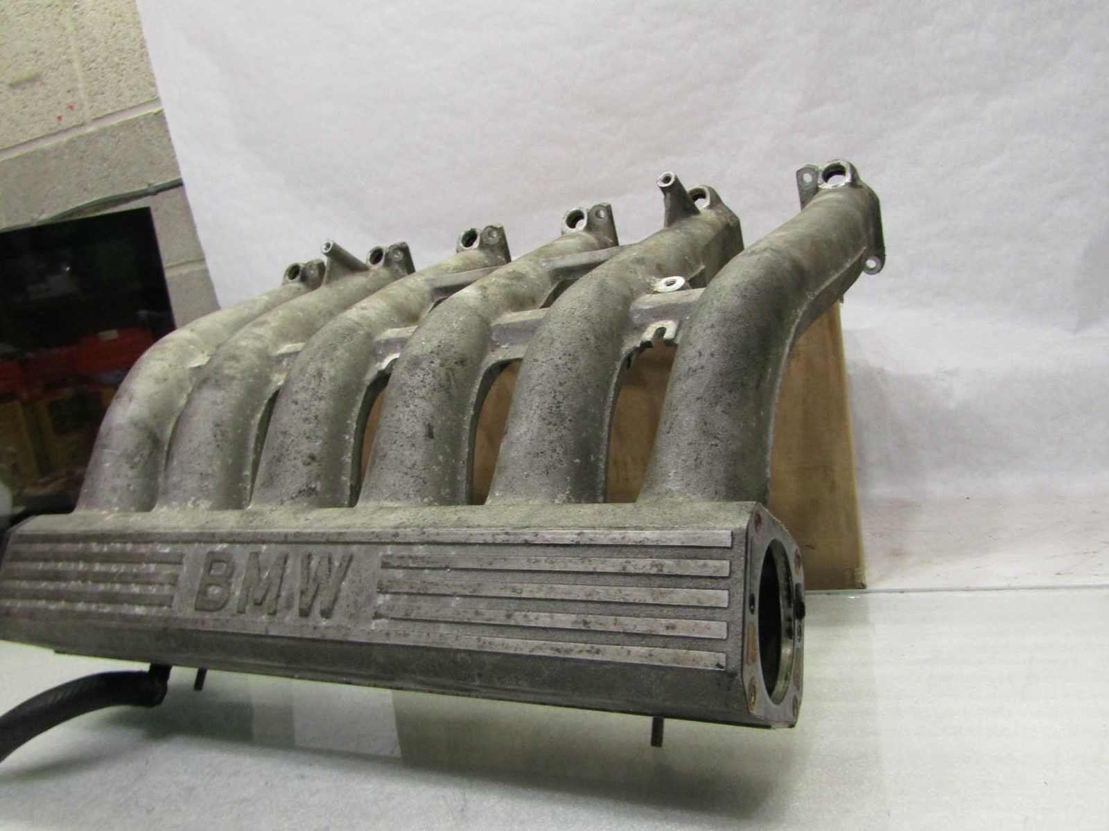 BMW 7 series E38 91-04 750 V12 M73 engine RH right side intake manifold ...