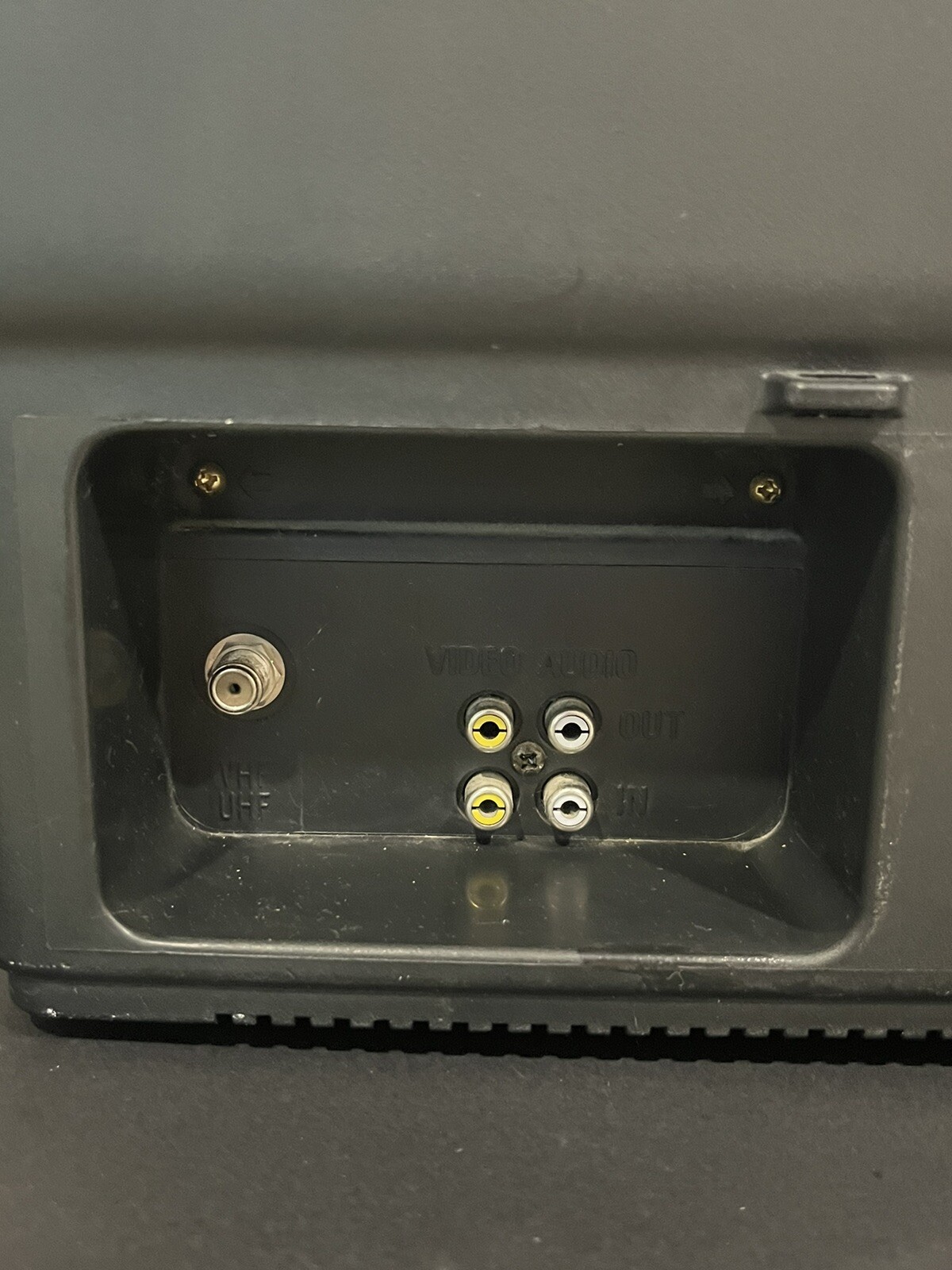 Sansui 13" TV VCR Combo COM311AD VHS Retro Gaming Portable CRT *Tested ...