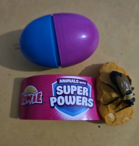 YOWIE RUSTY PATCHED BUMBLE BEE ANIMALS WITH SUPER POWERS SERIES FREE S ...
