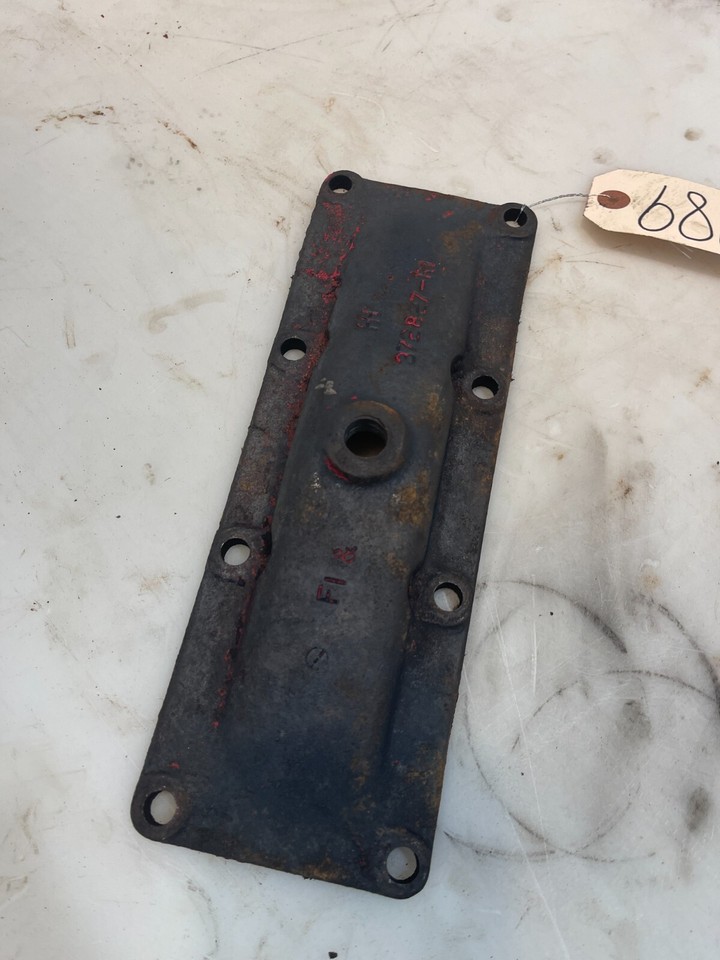 1961 Farmall IH 560 Diesel Tractor Lower TA Torque Amplifier Plate ...