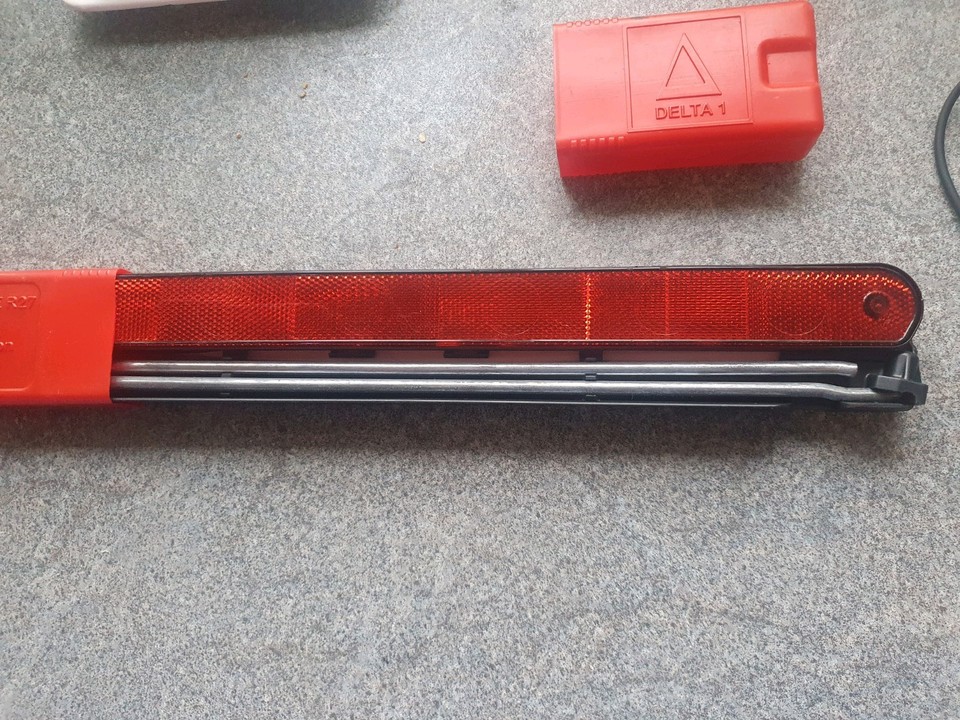 Audi TT Mk1 Hazard Warning Triangle 8D9860251B | eBay UK