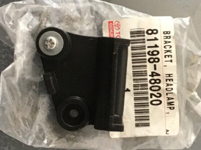 2005-2009 Toyota Lexus RX350 330 Left Headlight Replacement Tab ...
